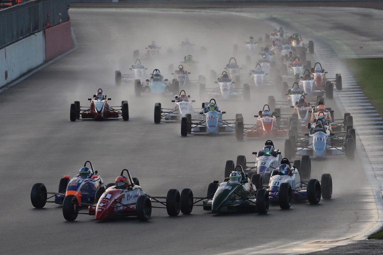 INSIGHT: Max Esterson on the Ray FF1600 - iRacing.com | iRacing.com ...