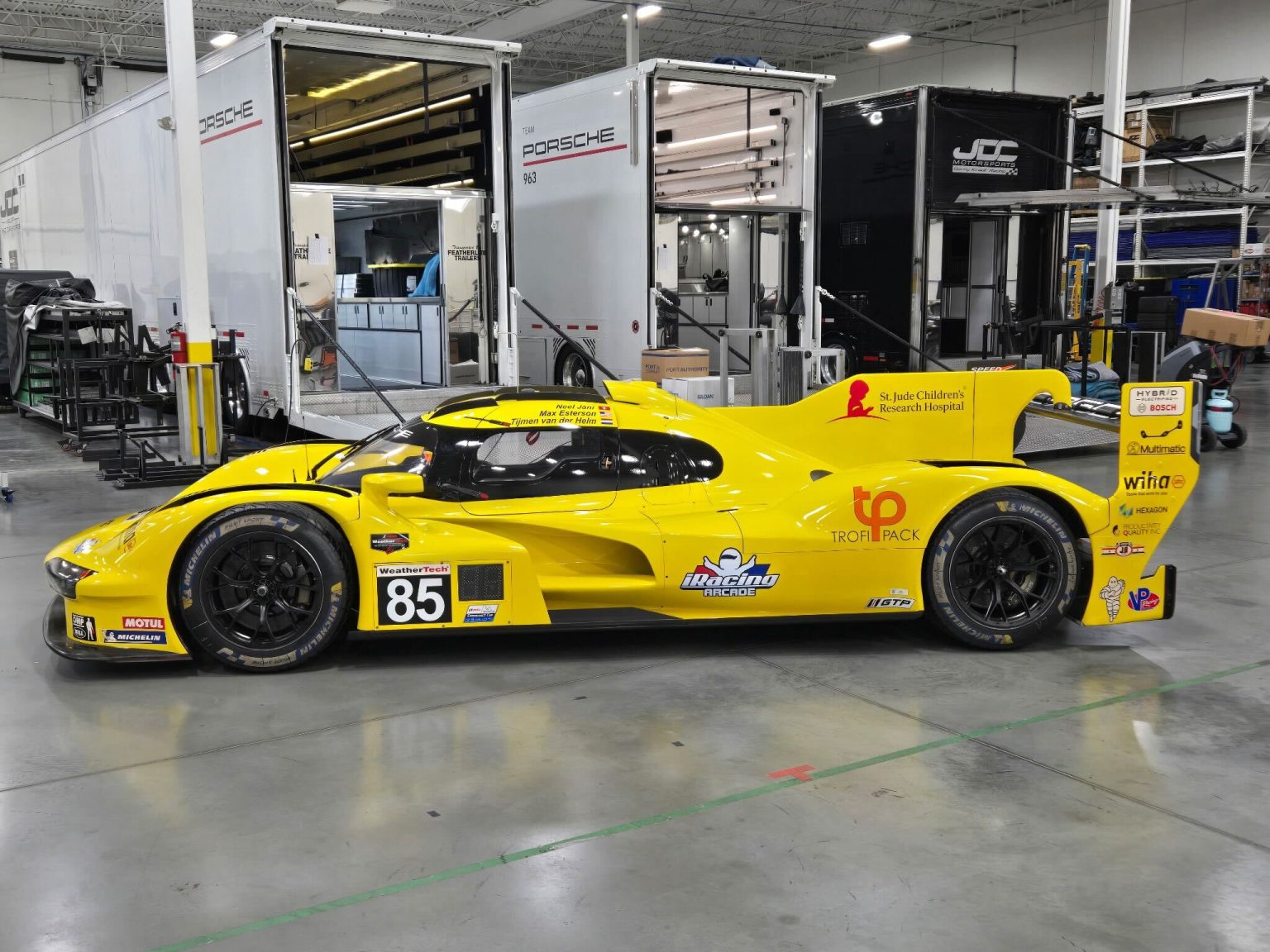 iRacing Arcade Celebrates Demo Release with Max Esterson Partnership at ...